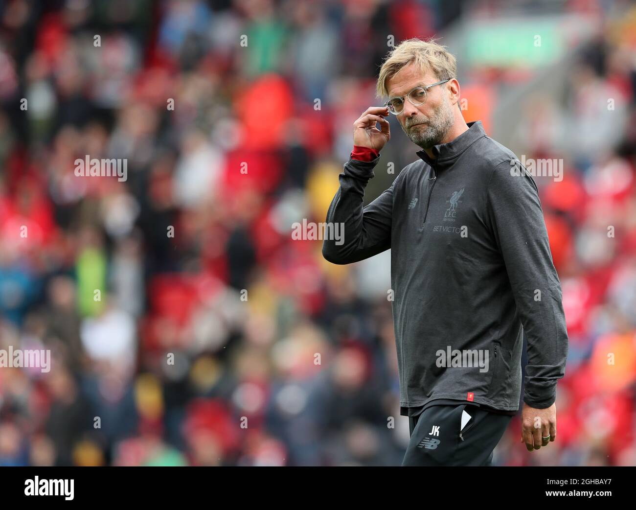 Liverpool jurgen klopp anfield 2017 hi-res stock photography and images ...