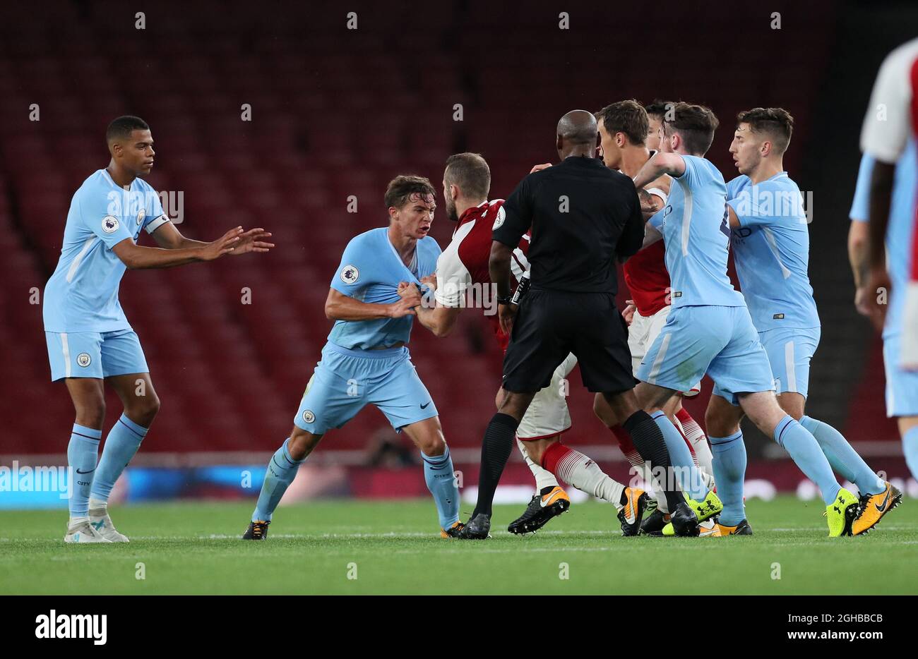 Football soccer sent off hi-res stock photography and images - Alamy