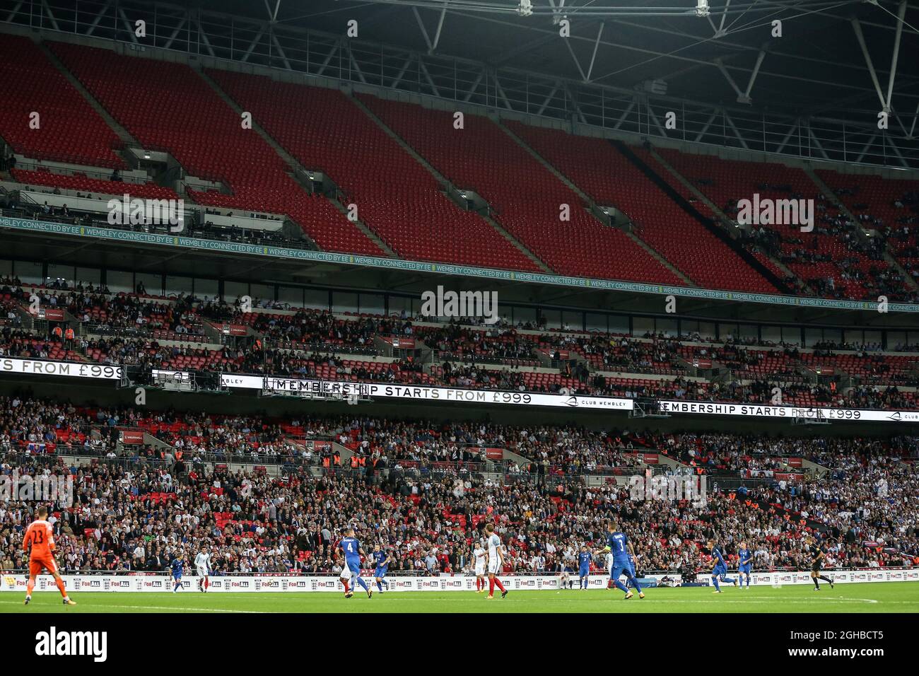 Wembley football stadium empty hi-res stock photography and images - Alamy