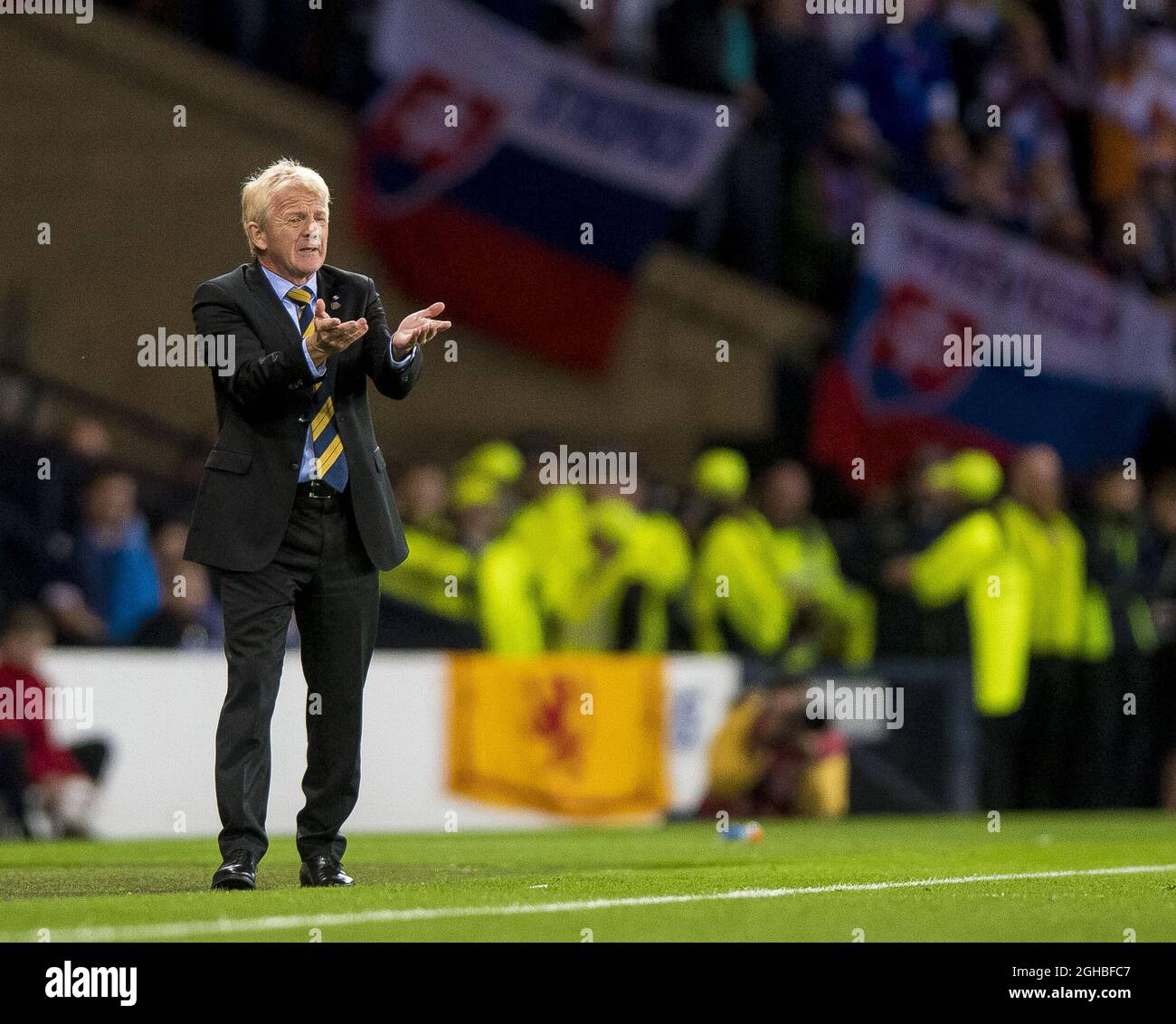 Scotland manager gordon strachan hi-res stock photography and images ...