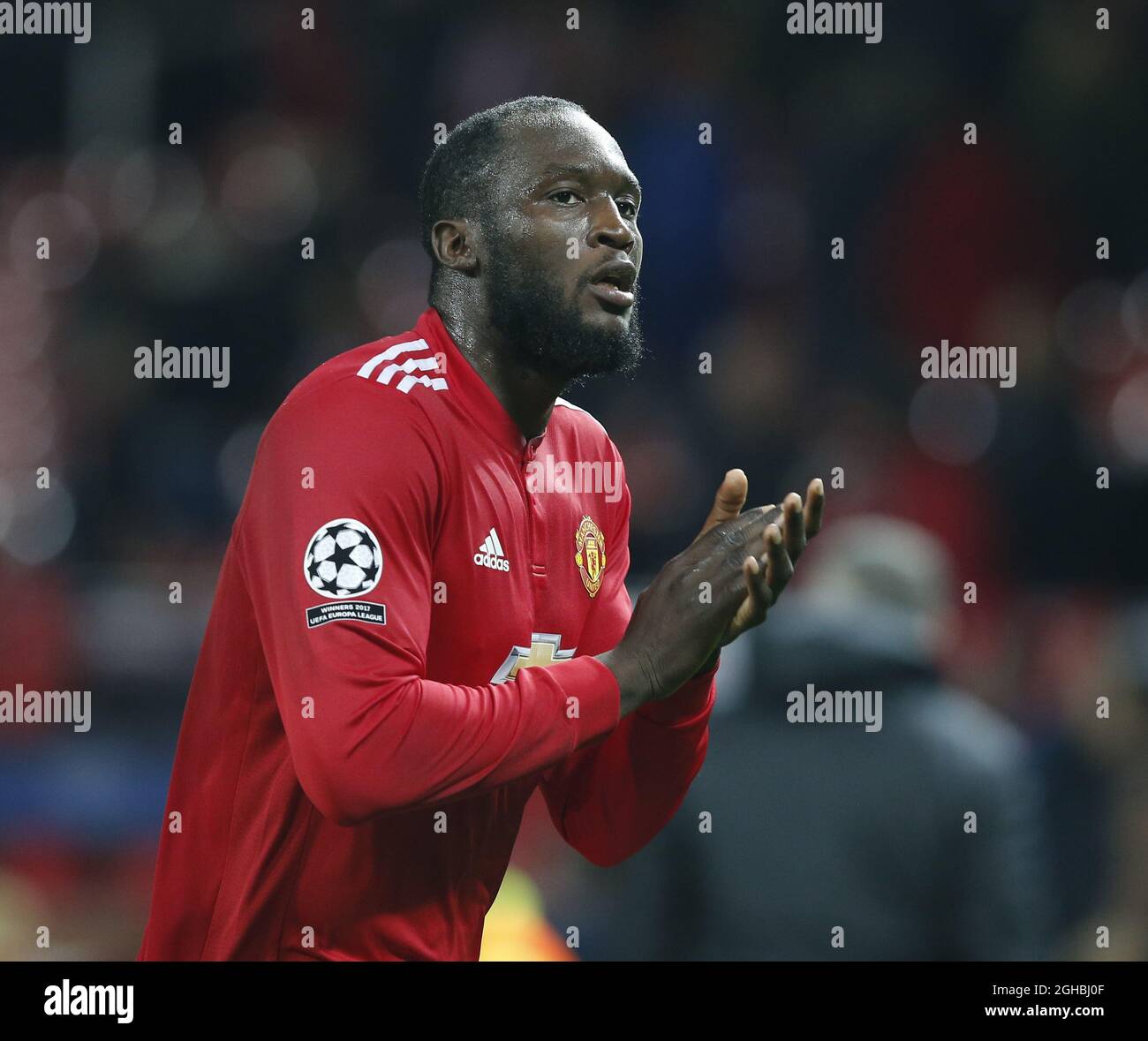 Romelu Lukaku of Manchester United applauds the crowd during the ...