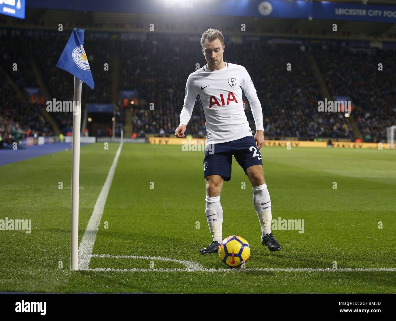 Christian eriksen tottenham corner hi-res stock photography and images ...