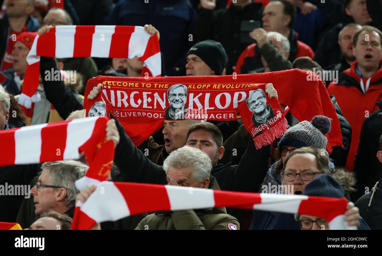 Jurgen klopp liverpool scarf hi-res stock photography and images - Alamy