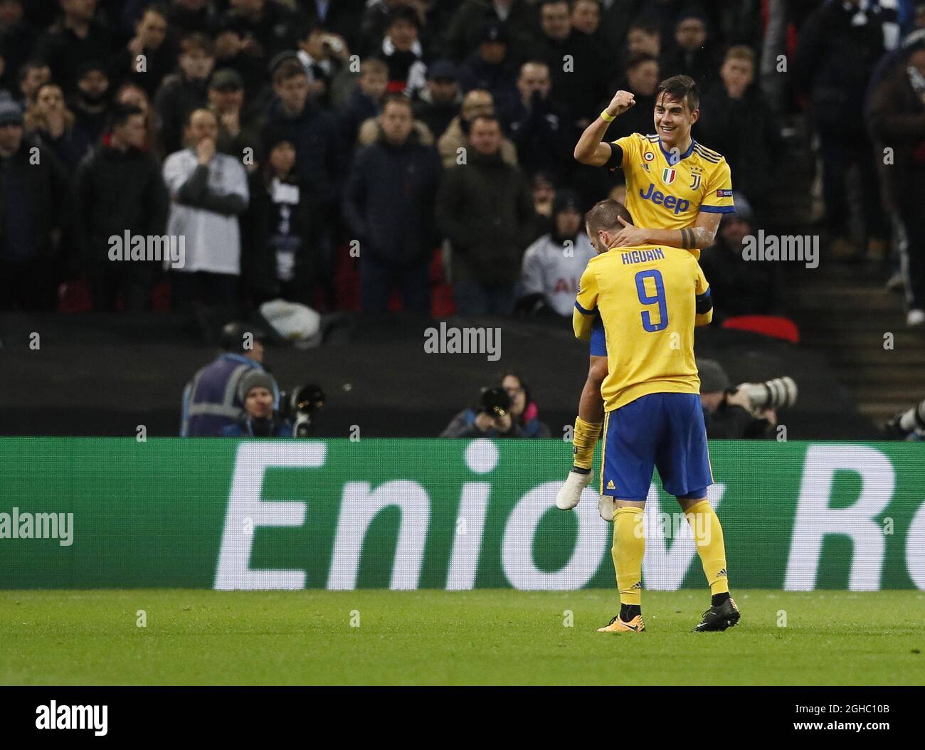 Juventus paulo dybala celebrates scoring hi-res stock photography and ...