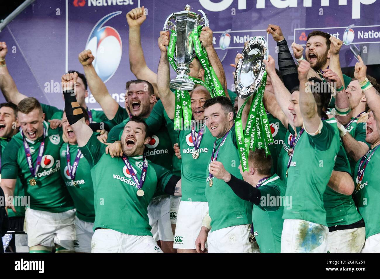 Triple crown trophy hi-res stock photography and images - Alamy