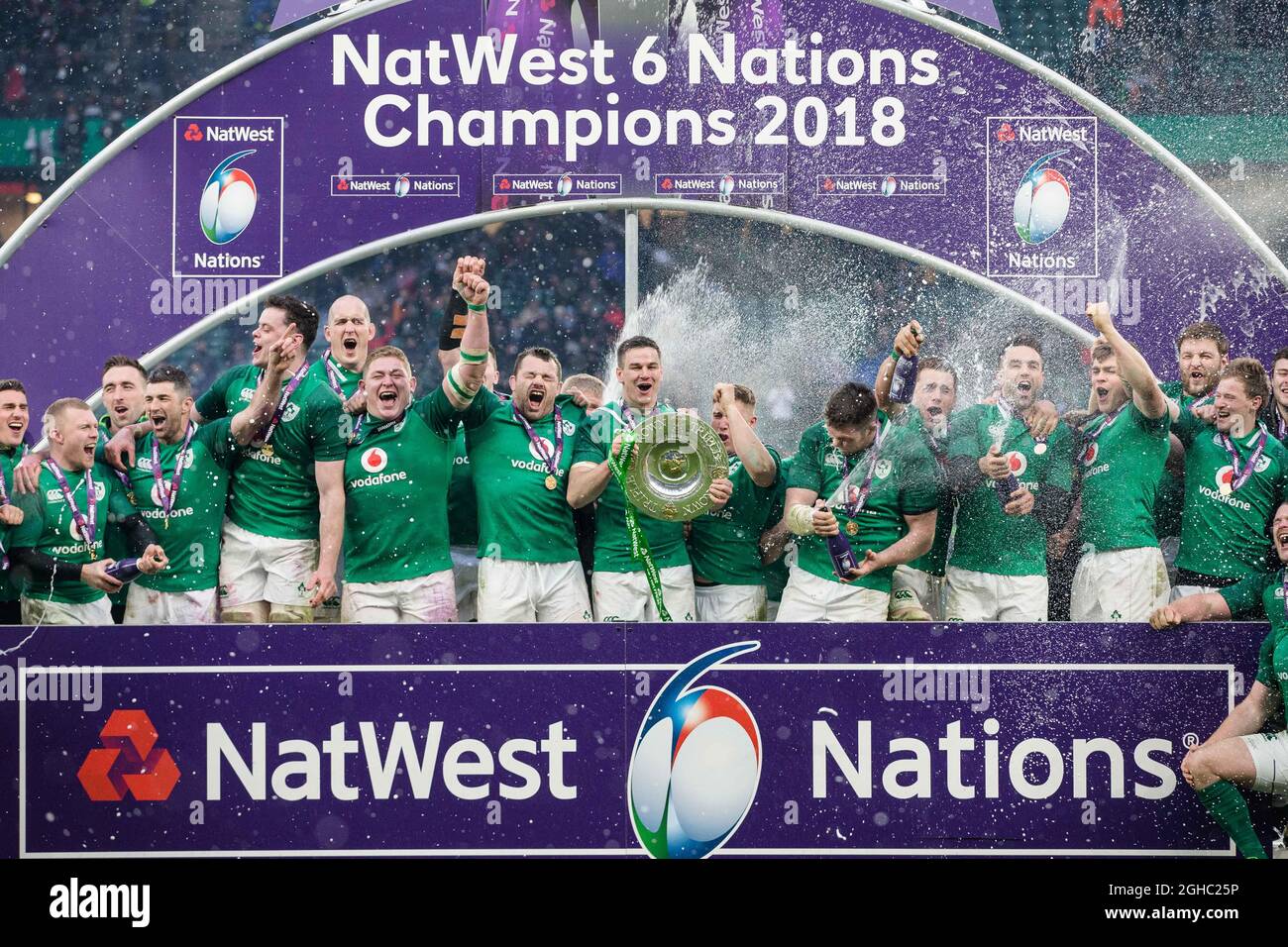 Six nations trophy lift hi-res stock photography and images - Alamy