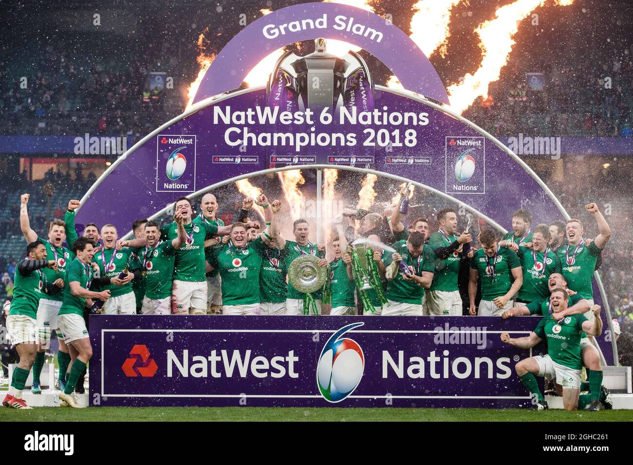 Triple crown trophy hi-res stock photography and images - Alamy