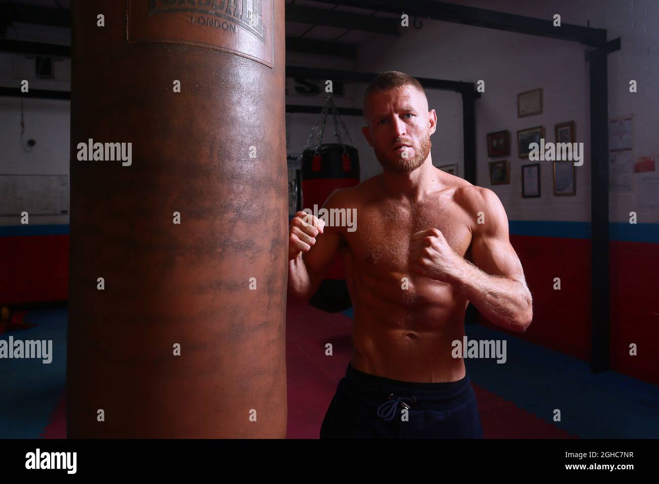 Boxing oldham hi-res stock photography and images - Alamy