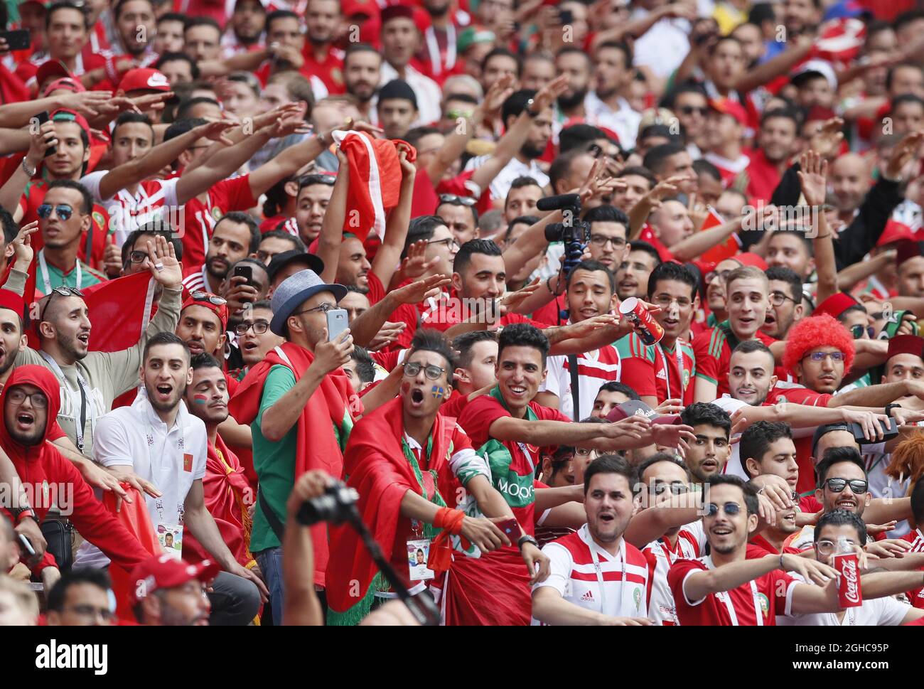 Mexican wave stadium hi-res stock photography and images - Alamy