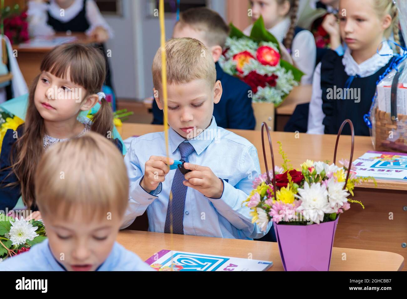 Listen carefully children hi-res stock photography and images - Alamy