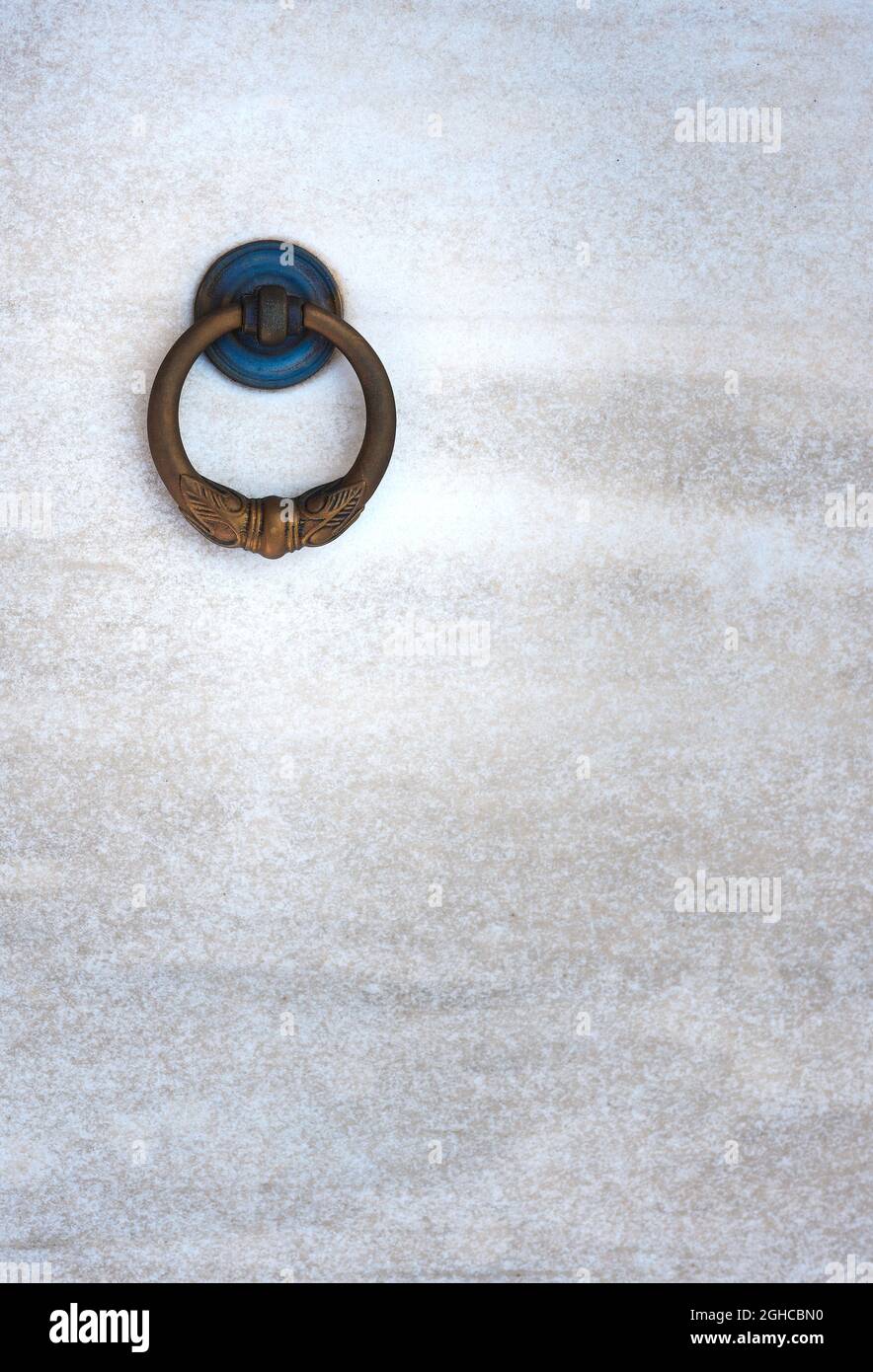 Old tombstone ring hi-res stock photography and images - Alamy