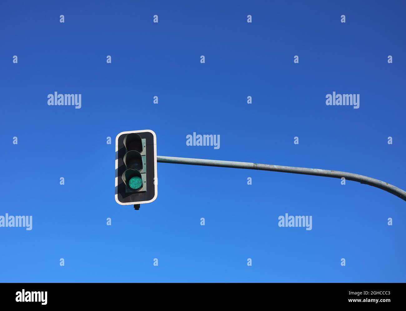 Traffic light system with green light sign hi-res stock photography and ...