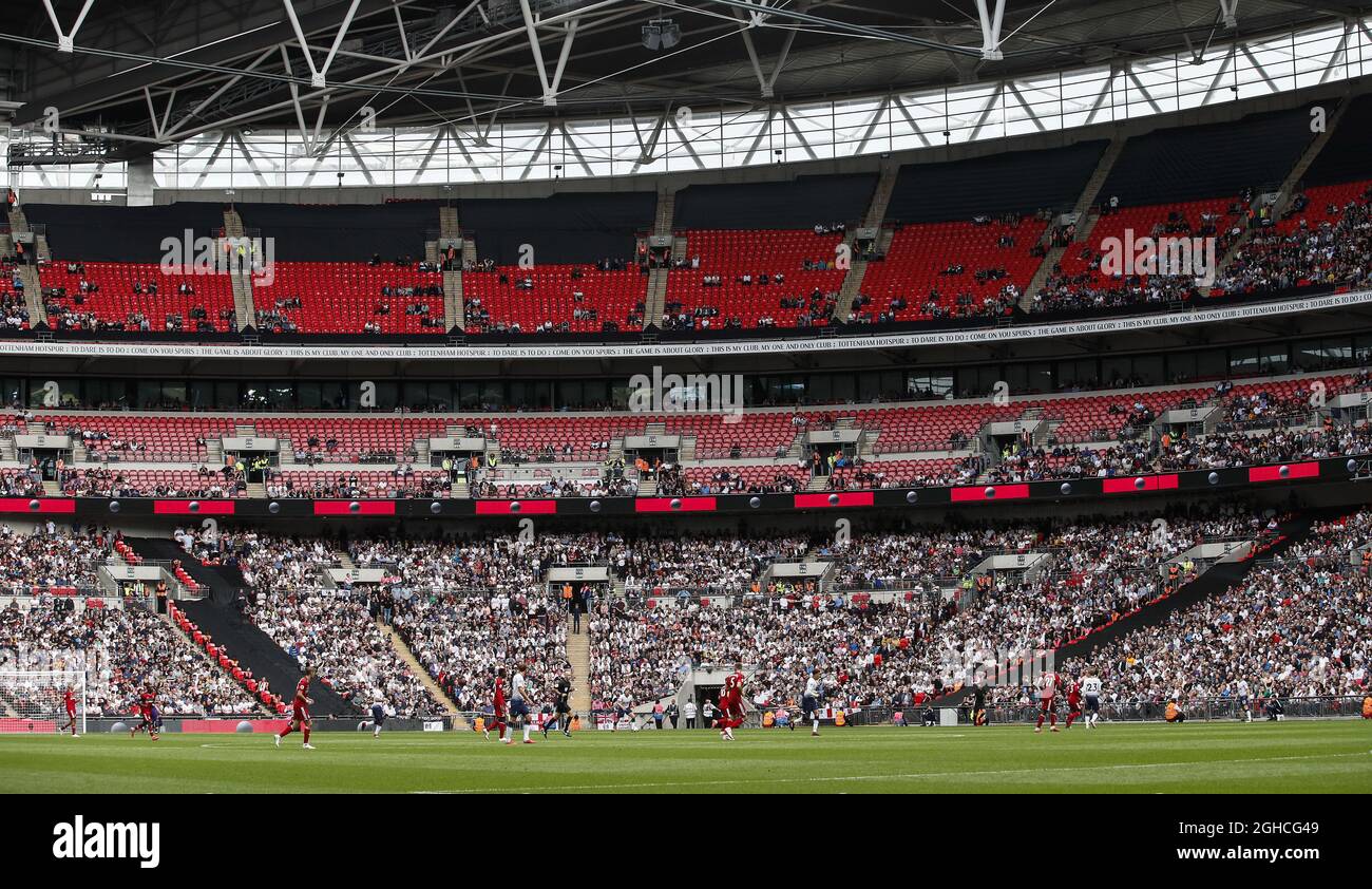 Empty seats at wembley stadium hi-res stock photography and images - Alamy