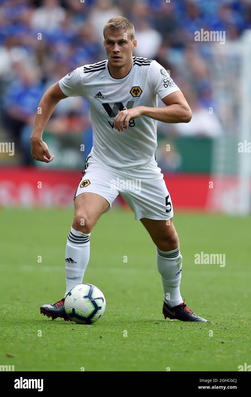 Ryan bennett wolverhampton wanderers hi-res stock photography and ...