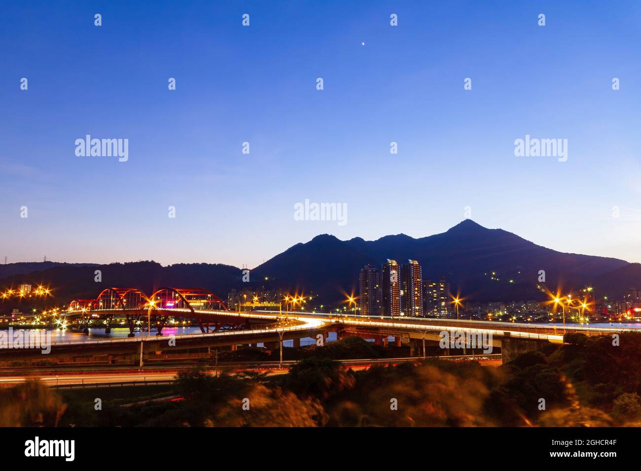 Bridge River Guandu Bridge Taipei High Resolution Stock Photography and ...