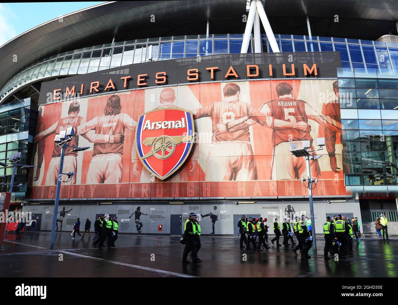 Police presence outside london stadium hi-res stock photography and ...