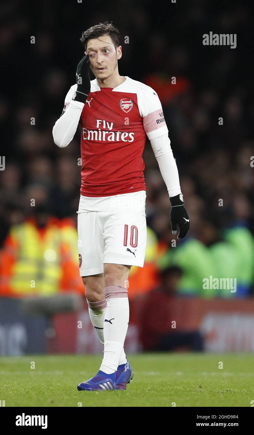 Mesut Ozil of Arsenal dejected during the FA Cup Fourth Round match at ...