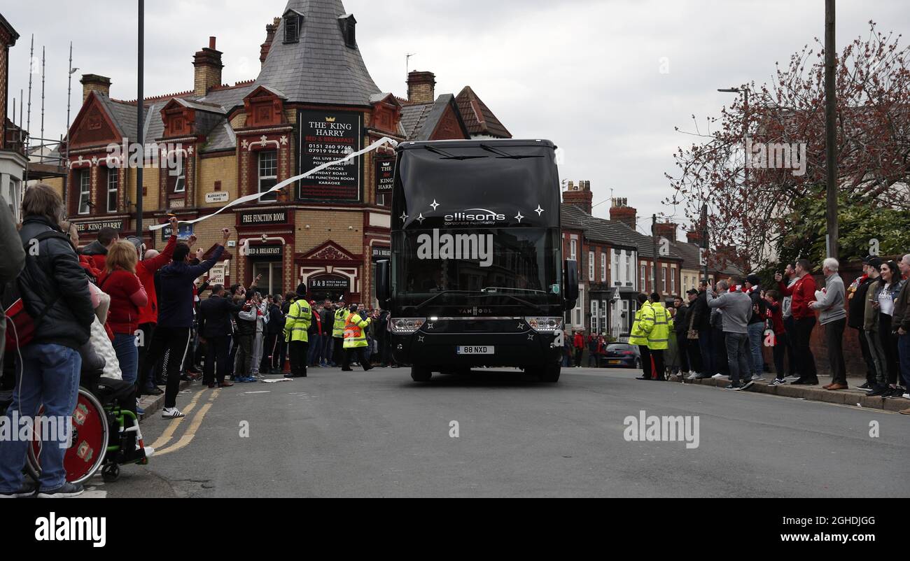Football a toilet hi-res stock photography and images - Alamy