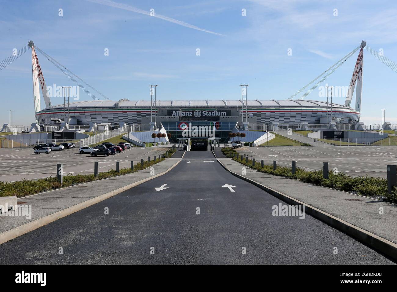Juventus allianz stadium entrance hi-res stock photography and images ...