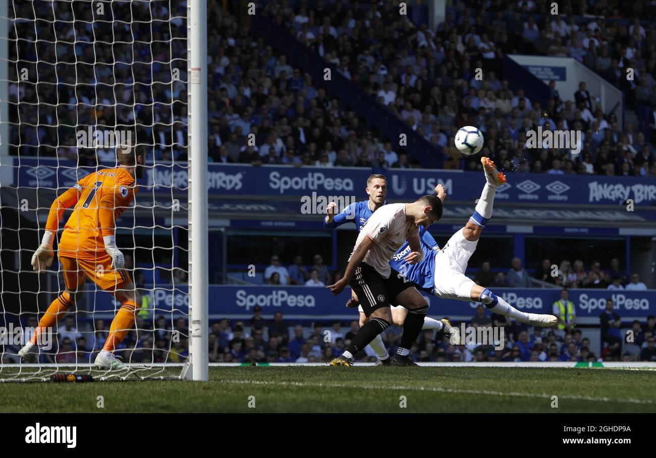 Richarlison of Everton scores the first goal during the Premier League ...