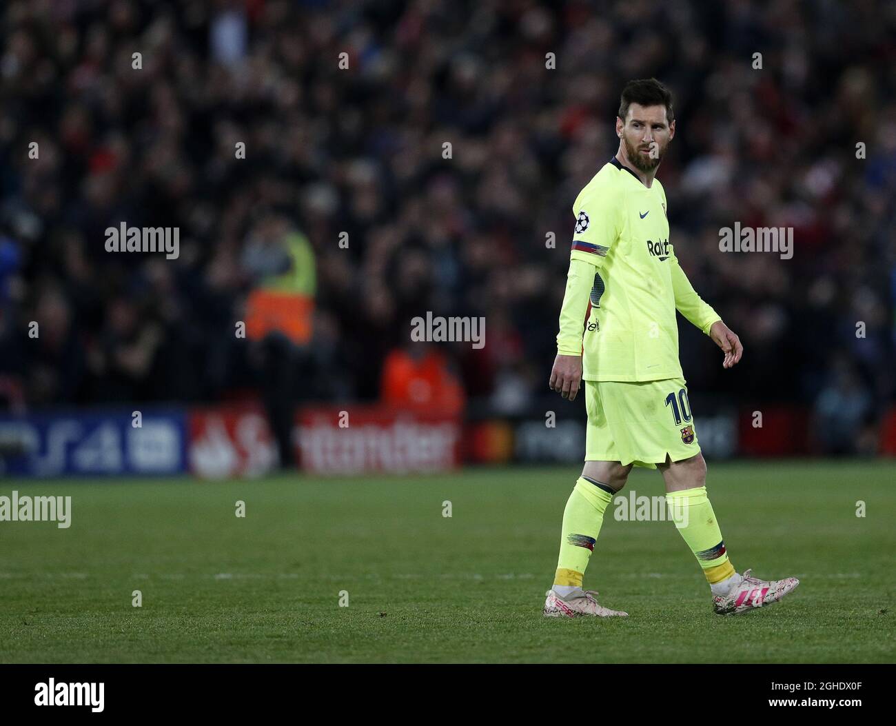 Barcelona's Lionel Messi looks on dejected after going 4-0 down during ...