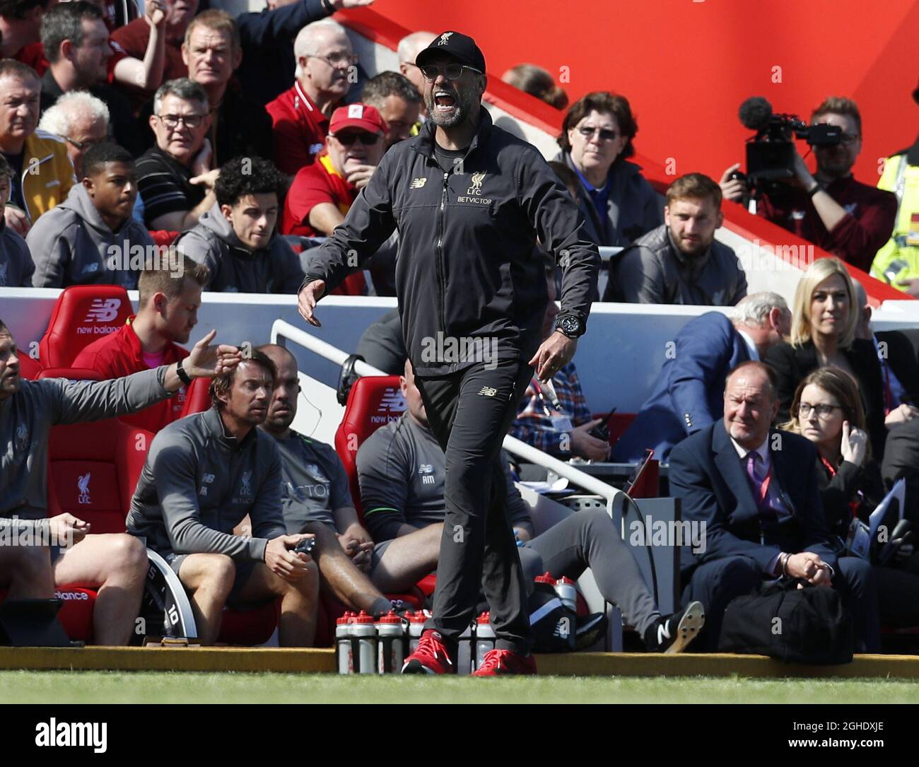 Liverpool manager jurgen klopp on the touchline during the premier ...