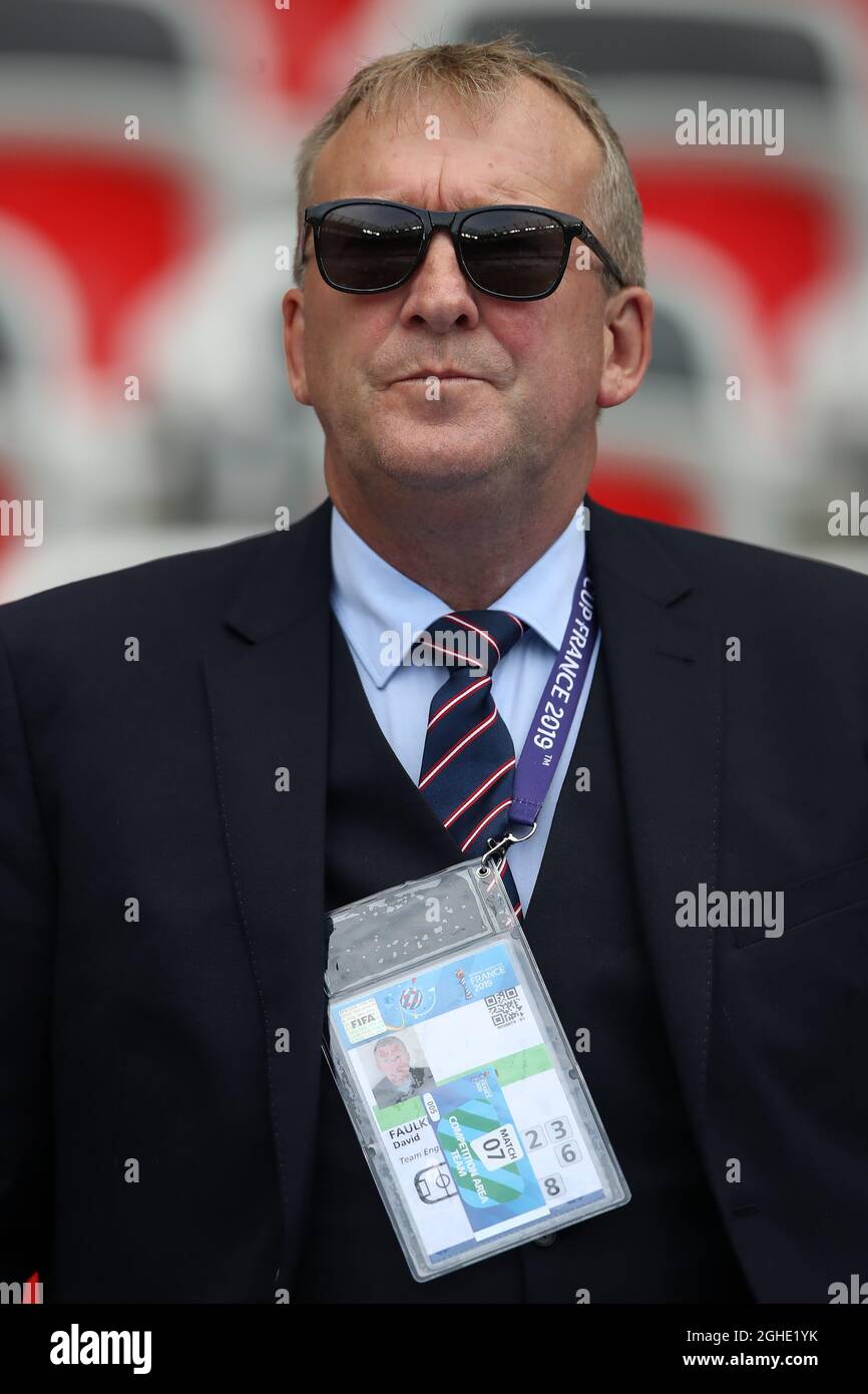 England womens football team 2019 hi-res stock photography and images ...