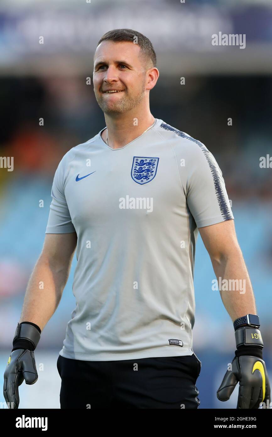 The england goalkeeping coach hi-res stock photography and images - Alamy