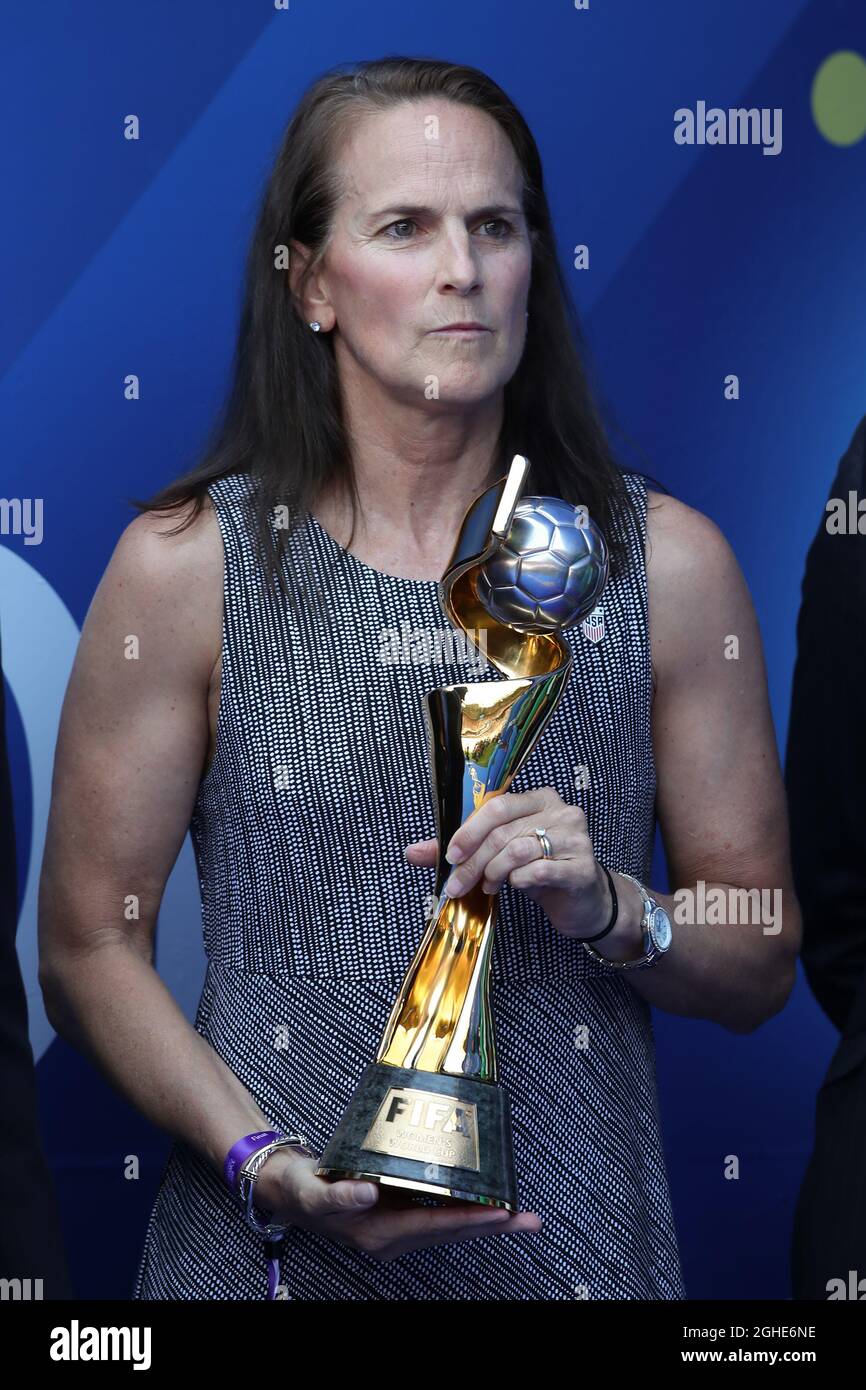 1991 fifa womens world cup hi-res stock photography and images - Alamy