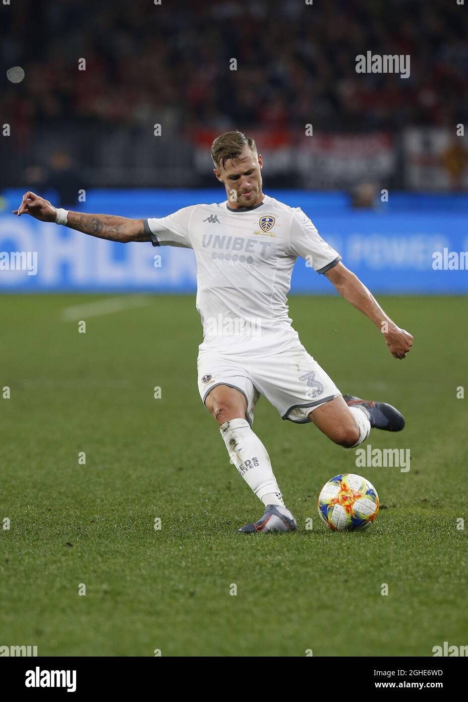 Barry douglas of leeds united hi-res stock photography and images - Alamy