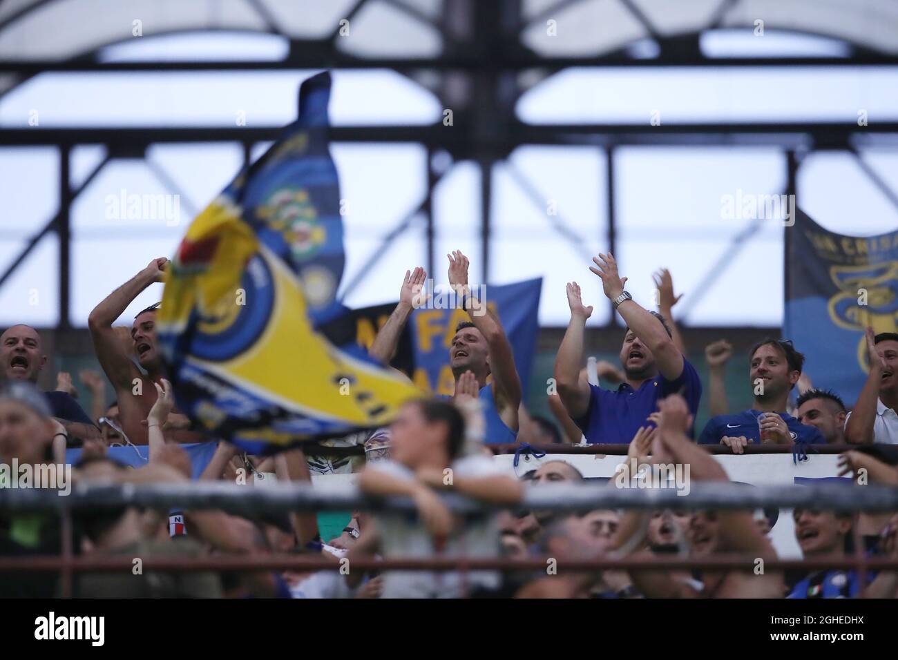 Soccer chant hi-res stock photography and images - Alamy