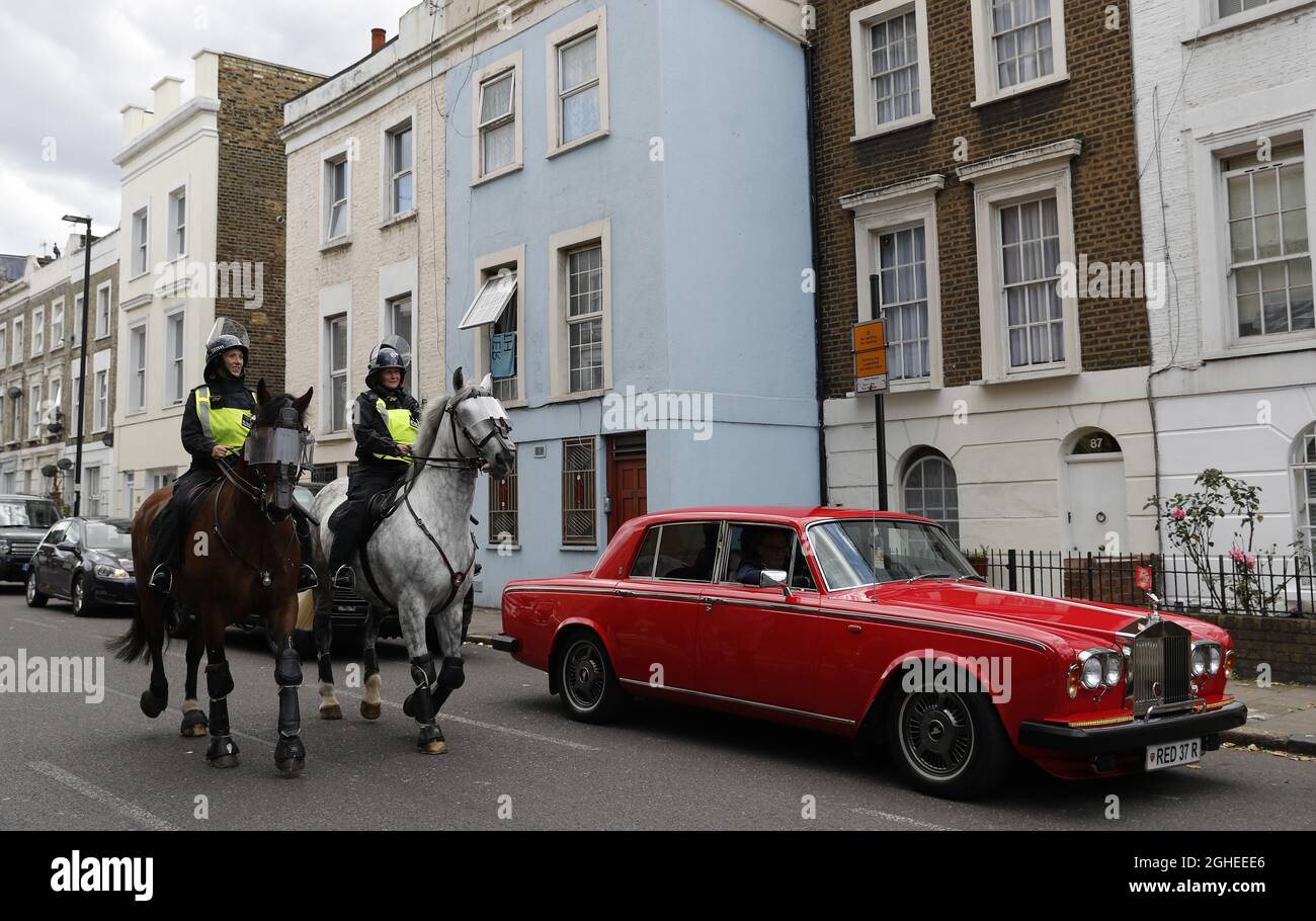 Emirates police car hi-res stock photography and images - Alamy