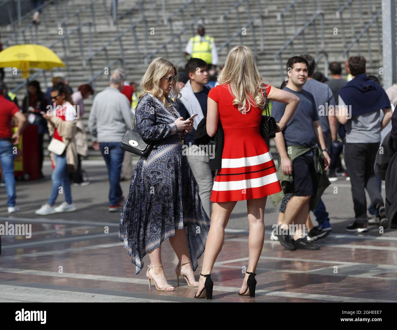 Arsenal colours hi-res stock photography and images - Alamy