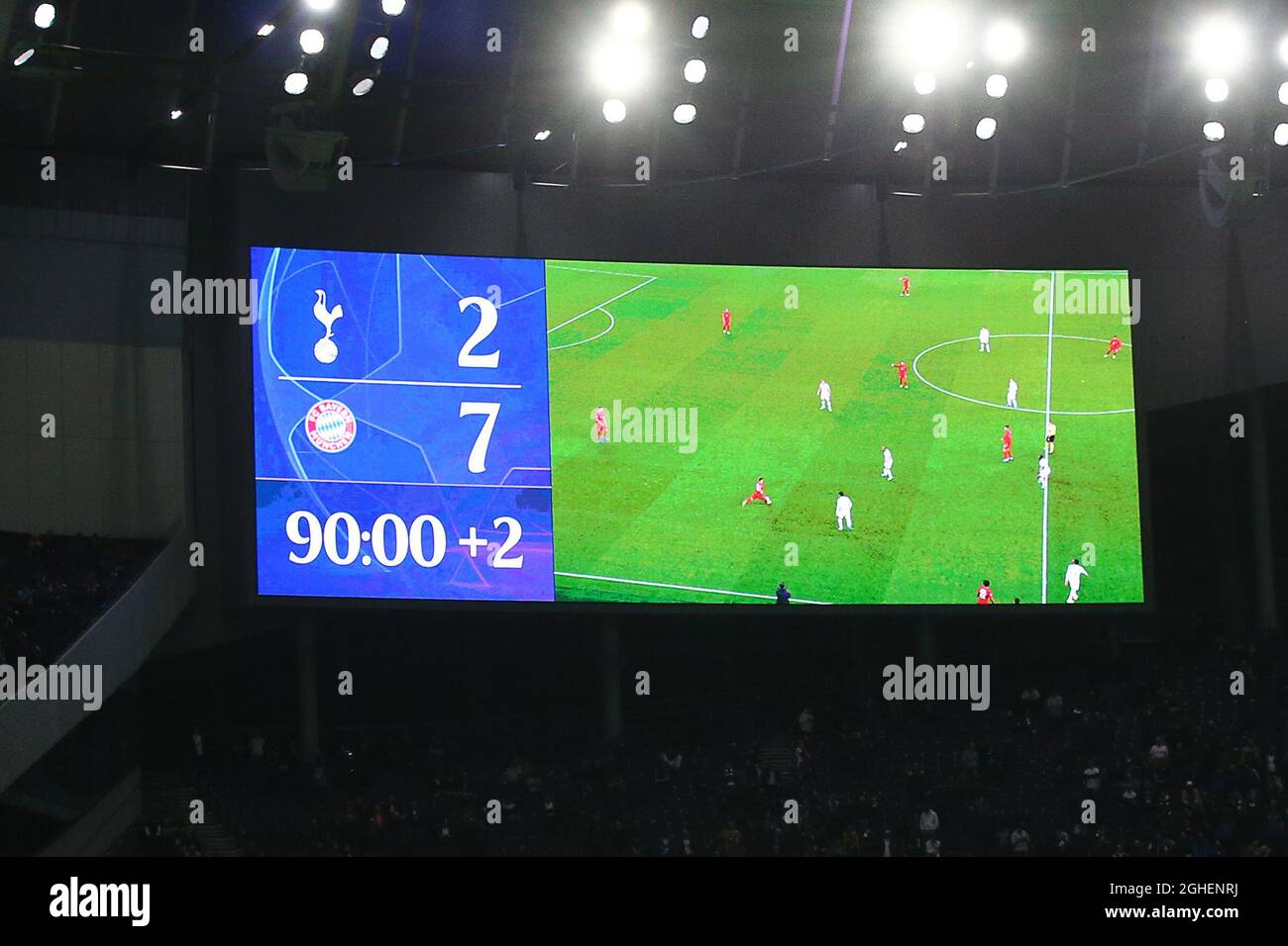 Champions league board football hi-res stock photography and images - Alamy