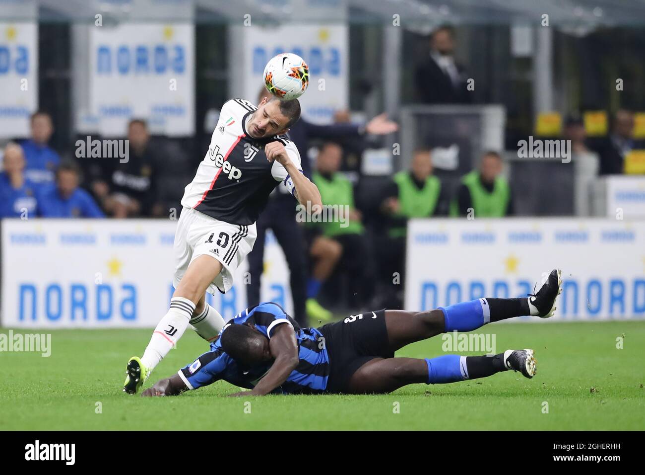 Leonardo bonucci inter hi-res stock photography and images - Alamy