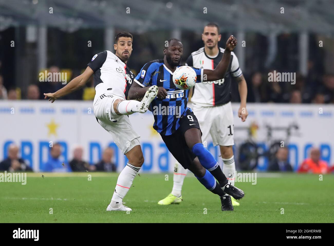 Leonardo bonucci inter hi-res stock photography and images - Alamy