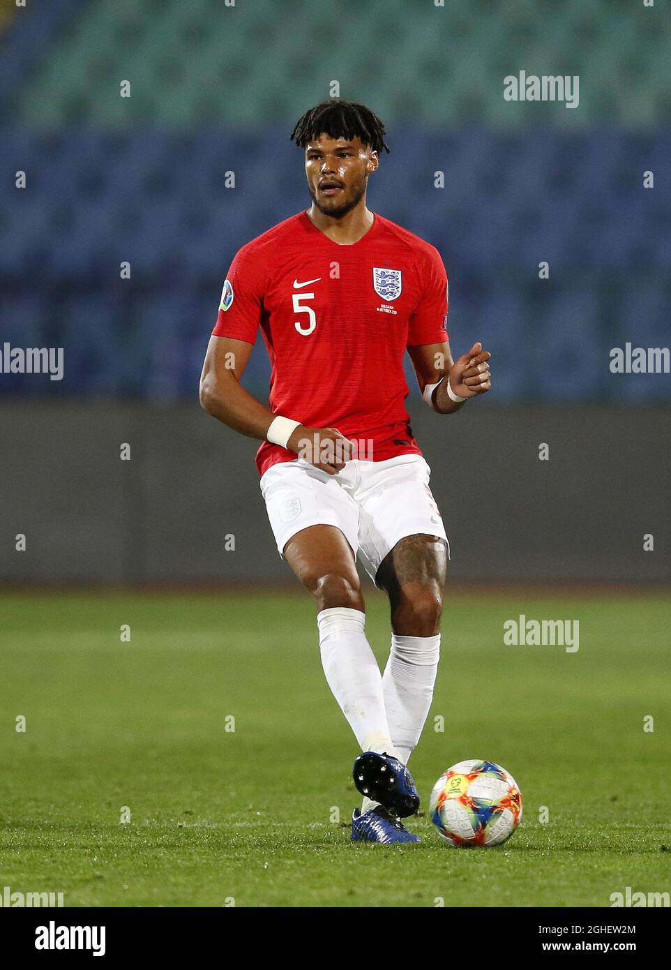 Mings england euro 2020 hi-res stock photography and images - Alamy