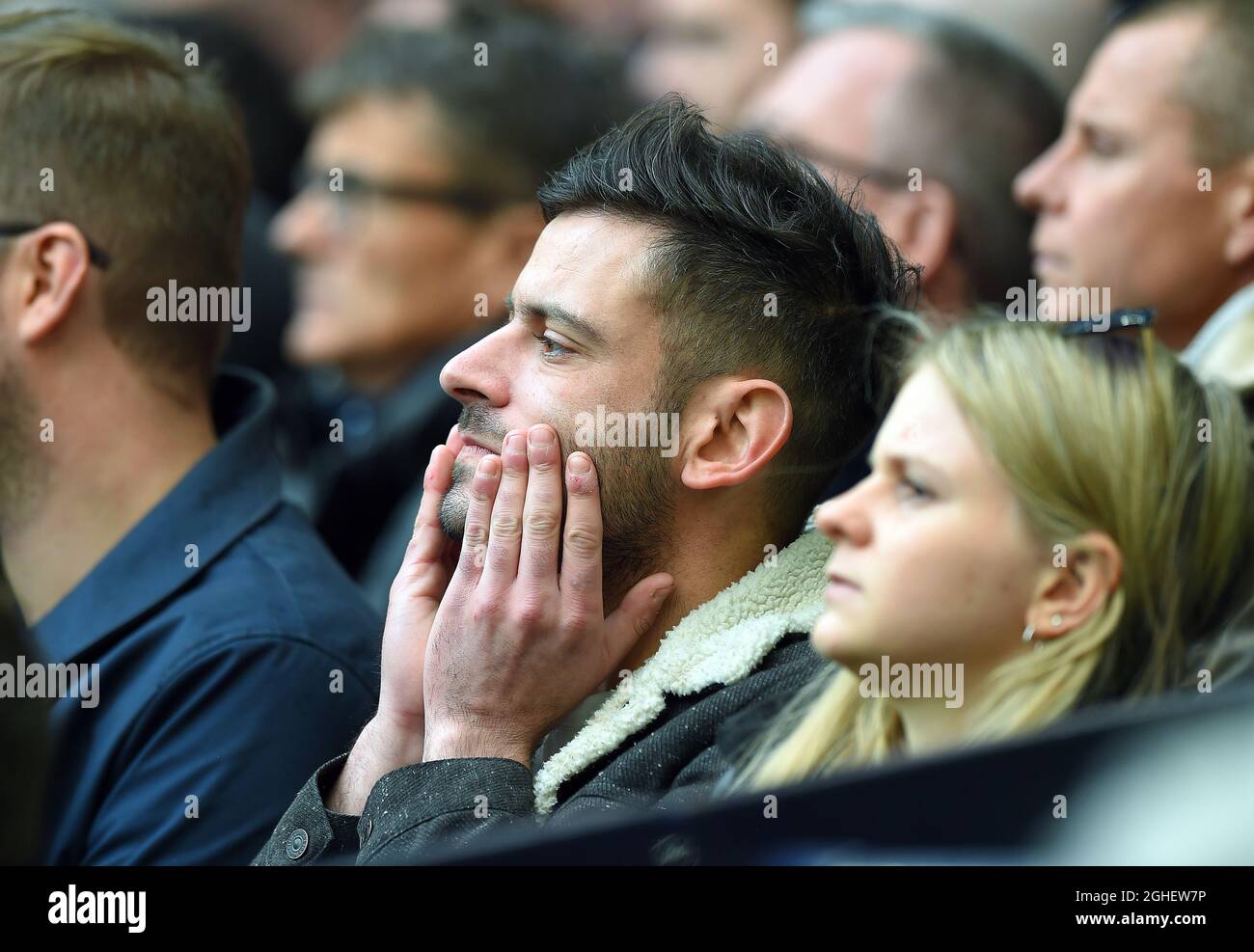 Spurs fans hi-res stock photography and images - Alamy