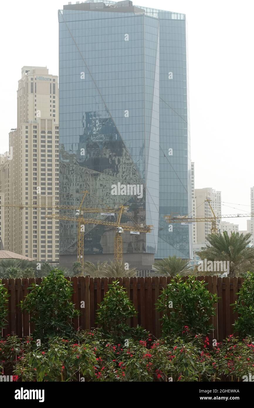 Reflections in plated glass windows hi-res stock photography and images ...