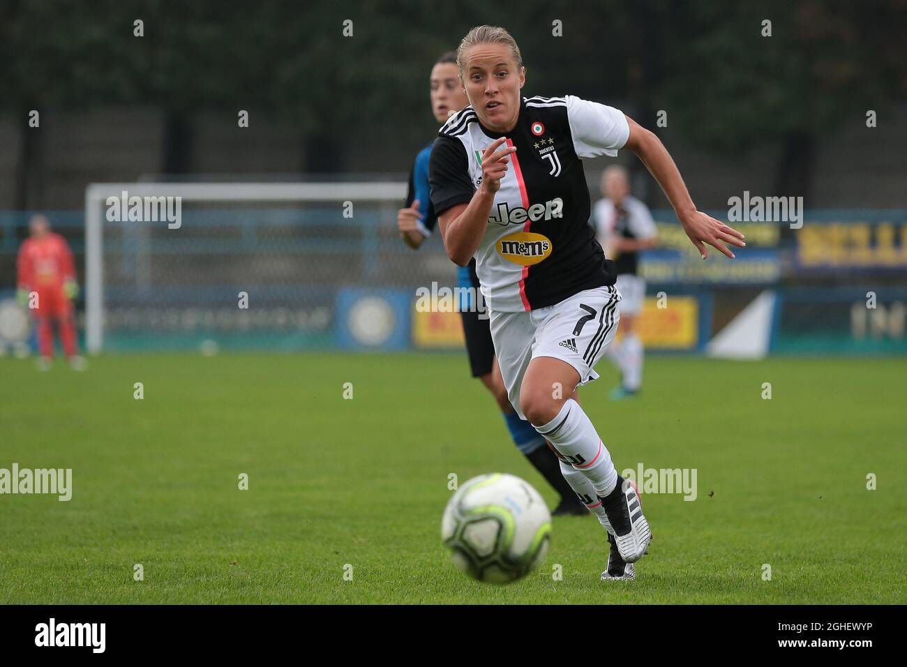 Valentina Cernoia of Juventus chases the ball during the Serie A ...