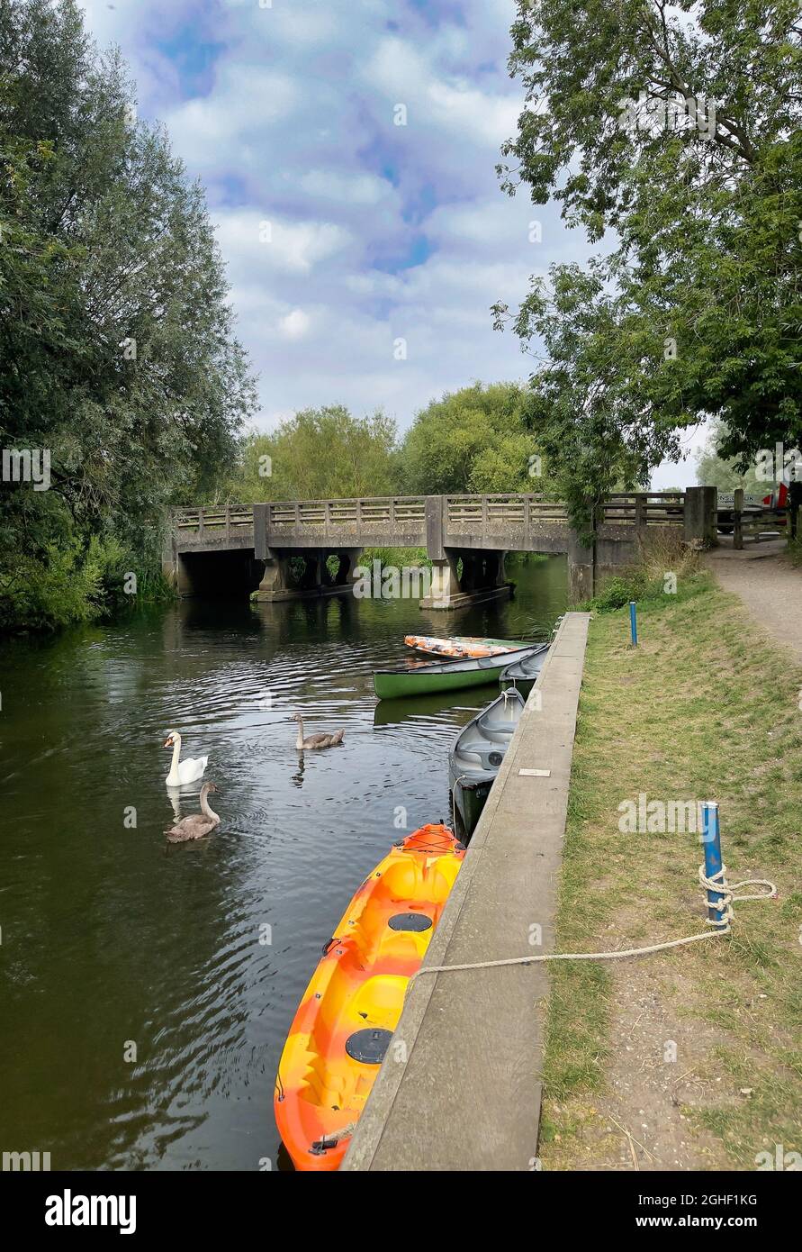 River chelmer and blackwater hi-res stock photography and images - Alamy