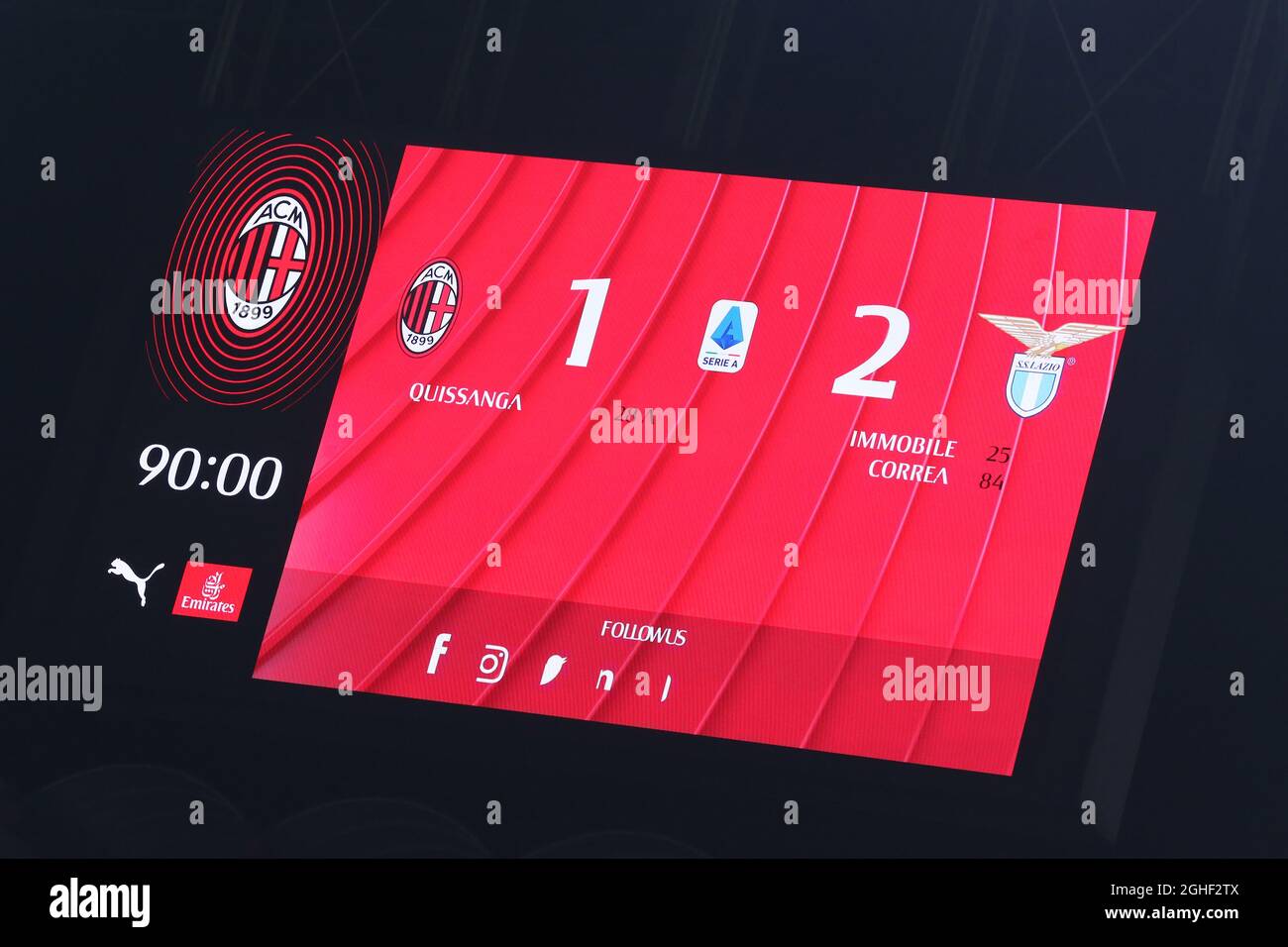 Soccer football giant screen hi-res stock photography and images - Alamy