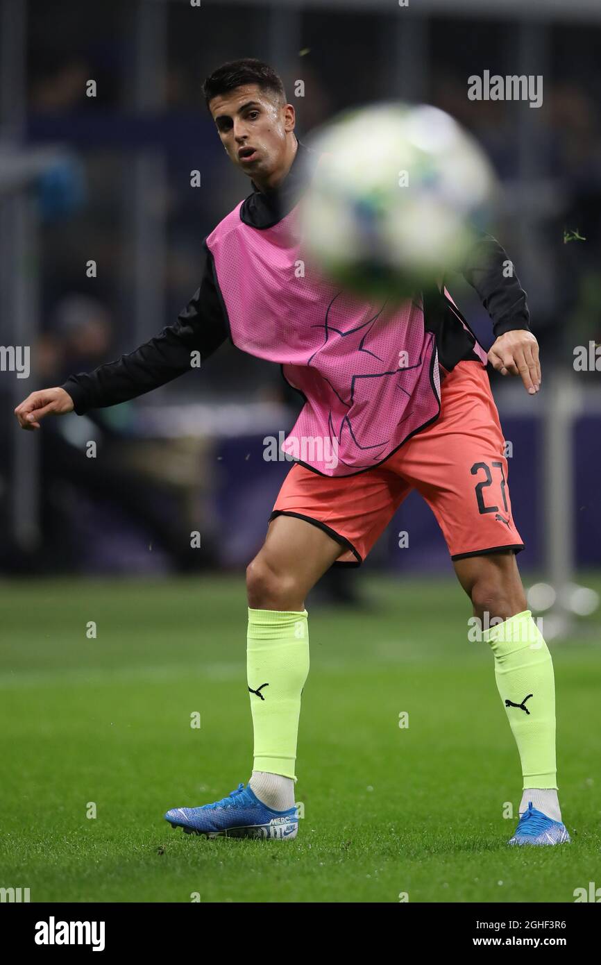 Cancelo milan hi-res stock photography and images - Alamy