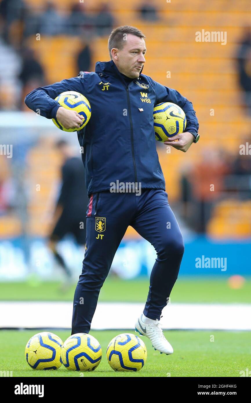 Terry wilson aston villa football hi-res stock photography and images ...