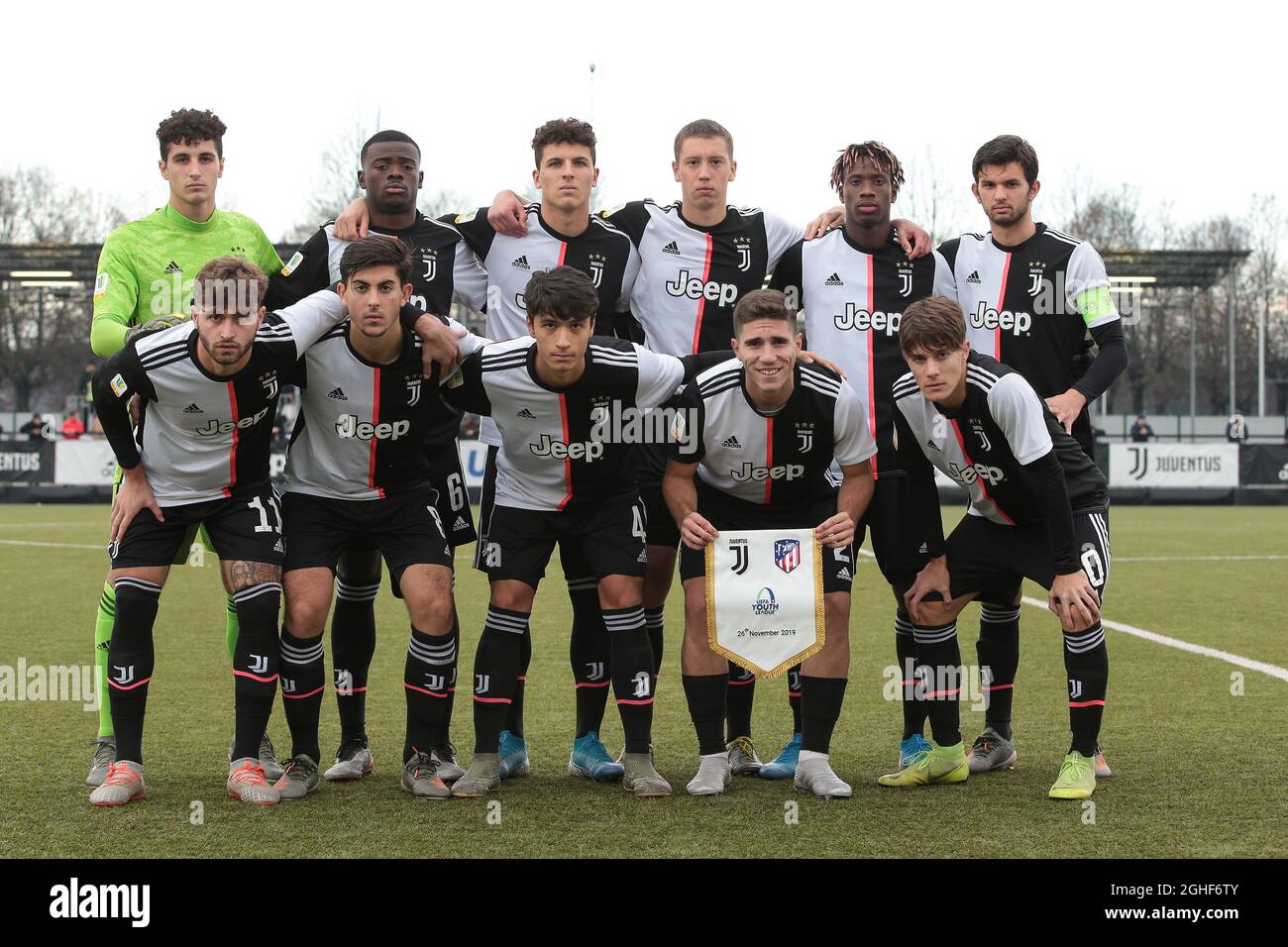 L youth center hi-res stock photography and images - Alamy