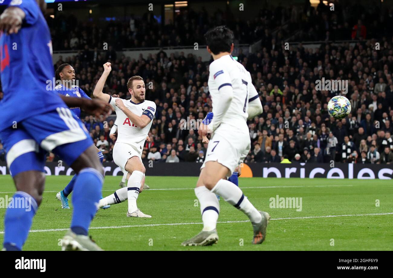 Tottenham's Harry Kane scoring his sides second goal during the UEFA ...