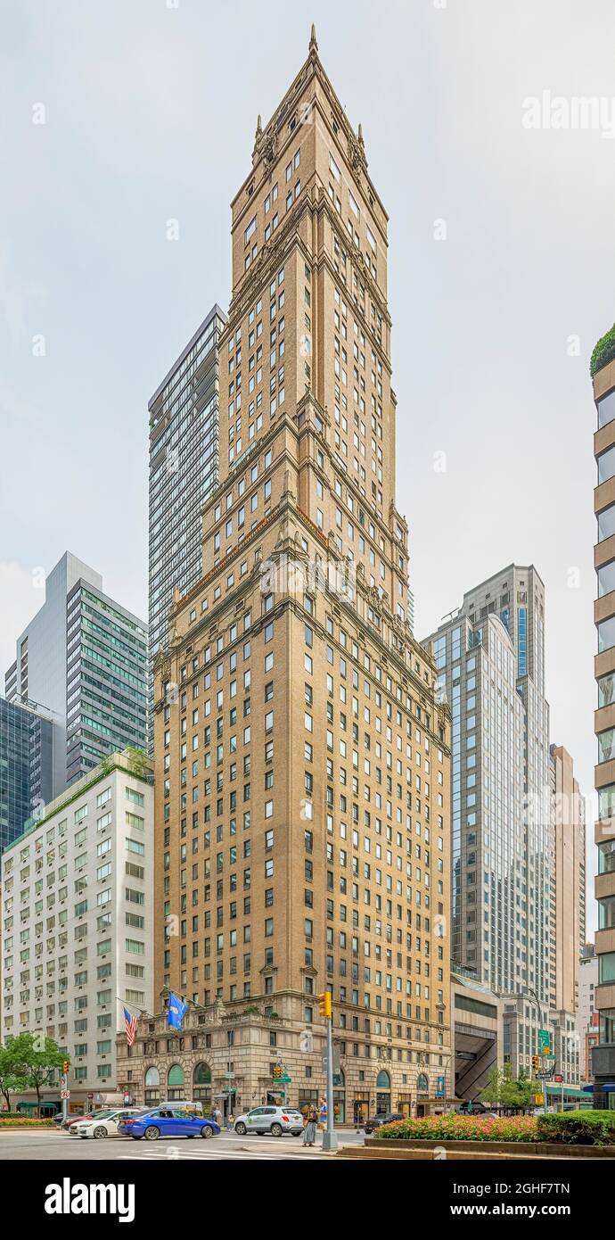 465 Park Avenue, Ritz Tower, designed by Emery Roth and Thomas Hastings ...