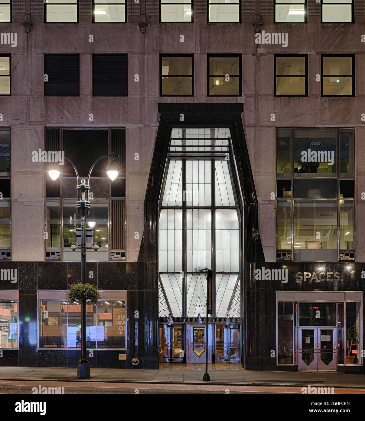 135 east 42nd street hi-res stock photography and images - Alamy