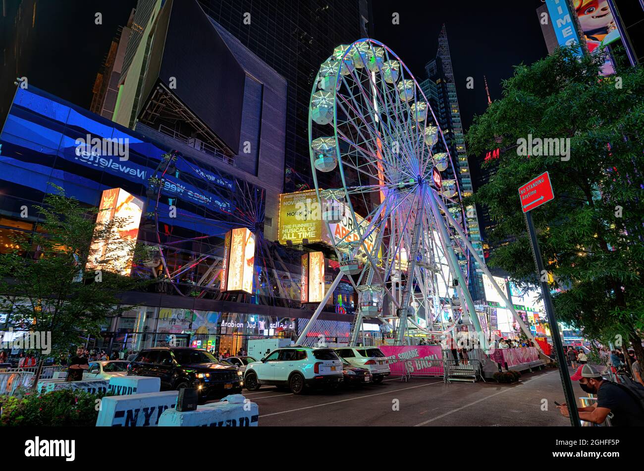 Times square wheel hi-res stock photography and images - Alamy