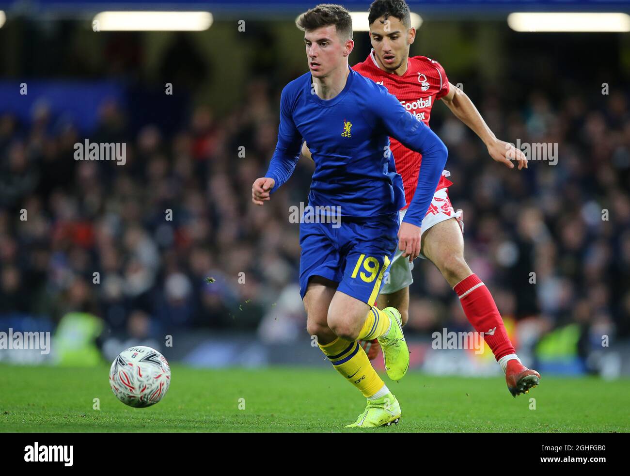 ChelseaÕs Mason Mount is challenged by Nottingham ForestÕs Yassine En ...